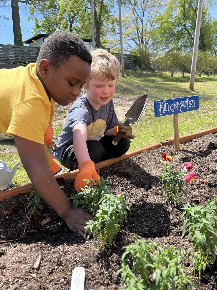 Garden Fun | Northwest Elementary