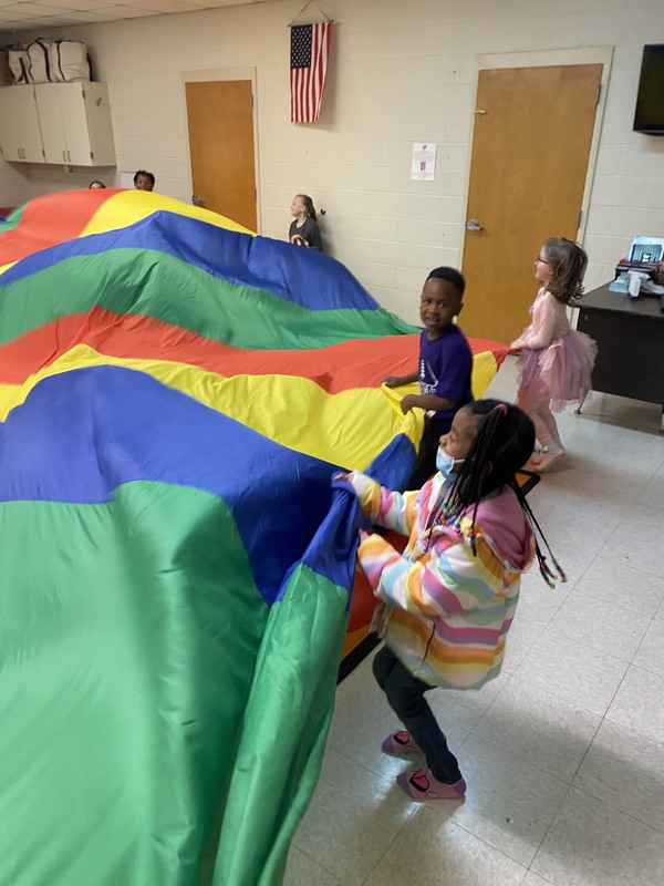 Parachute Fun | Northwest Elementary